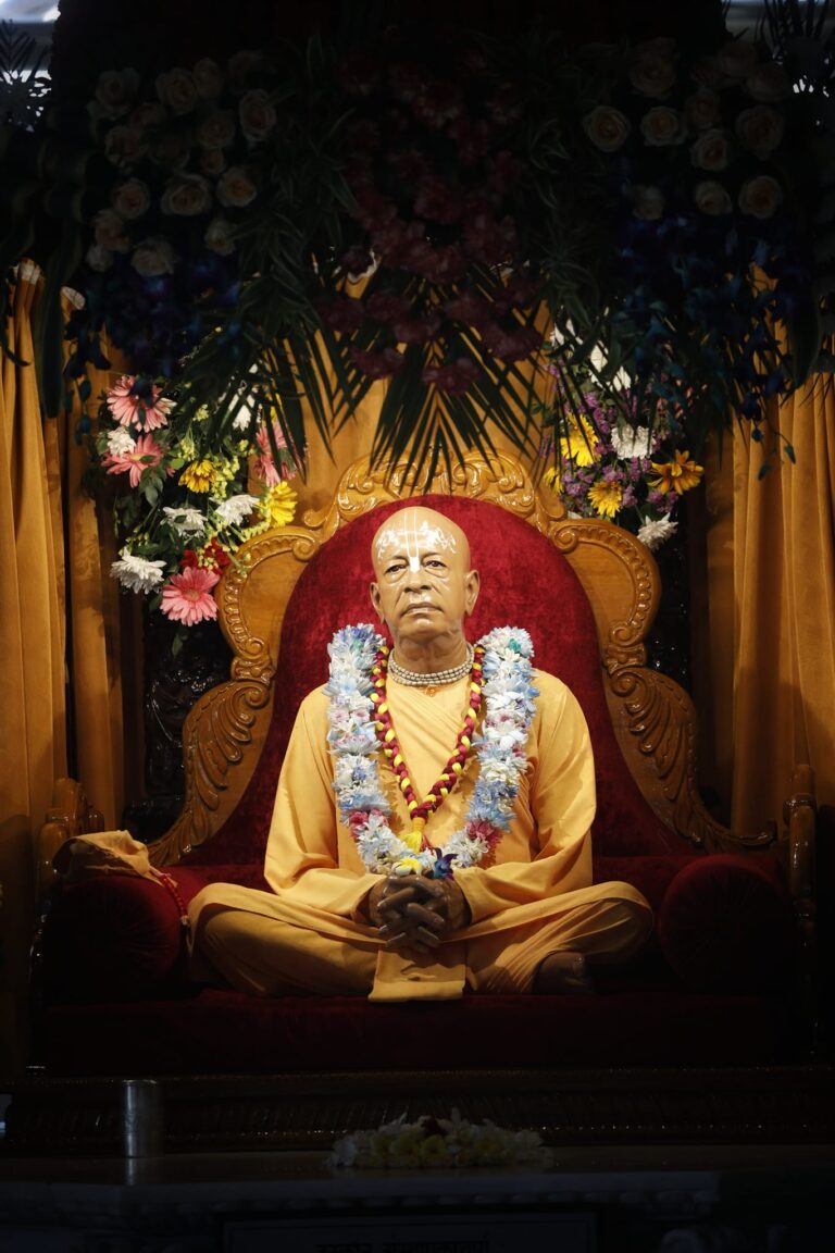 ISKCON Temple Noida Ticket Price : Timings & Top 10 FAQs - Explore Your Way