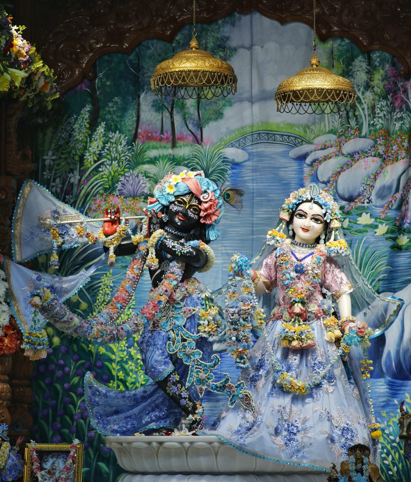 ISKCON Temple Noida Ticket Price : Timings & Top 10 FAQs - Explore Your Way